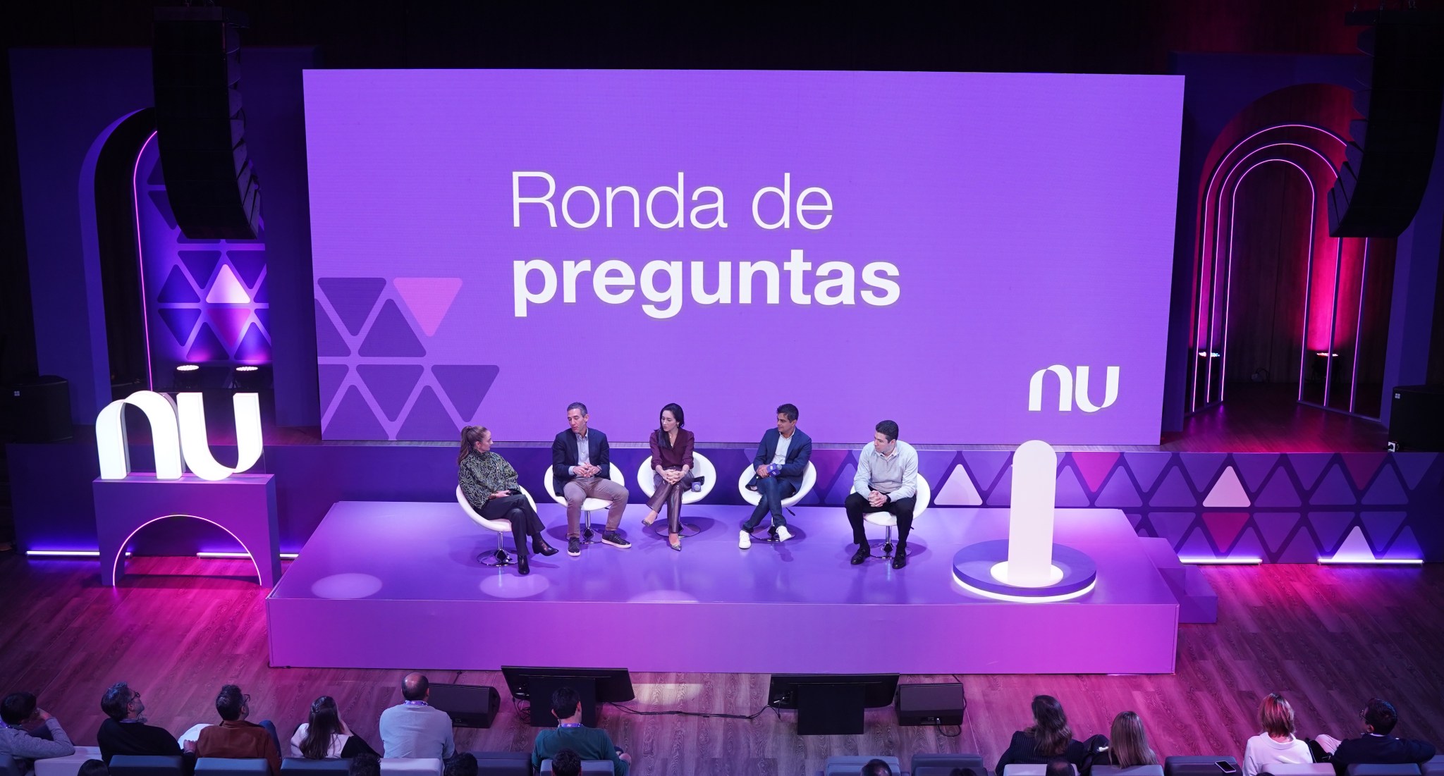 Nubank leaders get together in Bogotá to share their vision for the ...